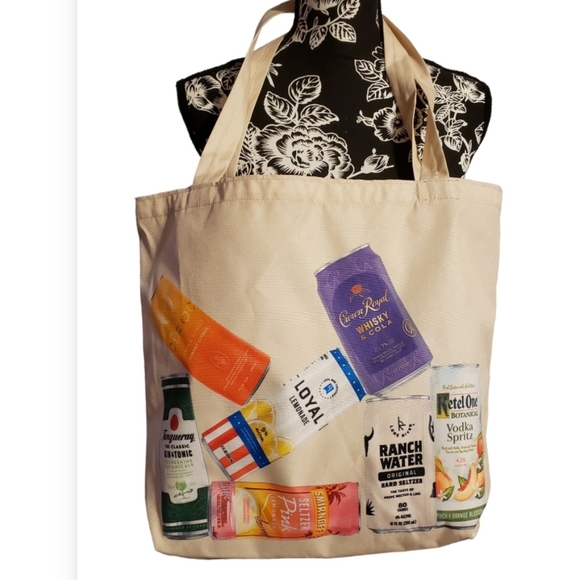 The Cantina | Accessories | 35 Cute Little To Go Bag | Poshmark